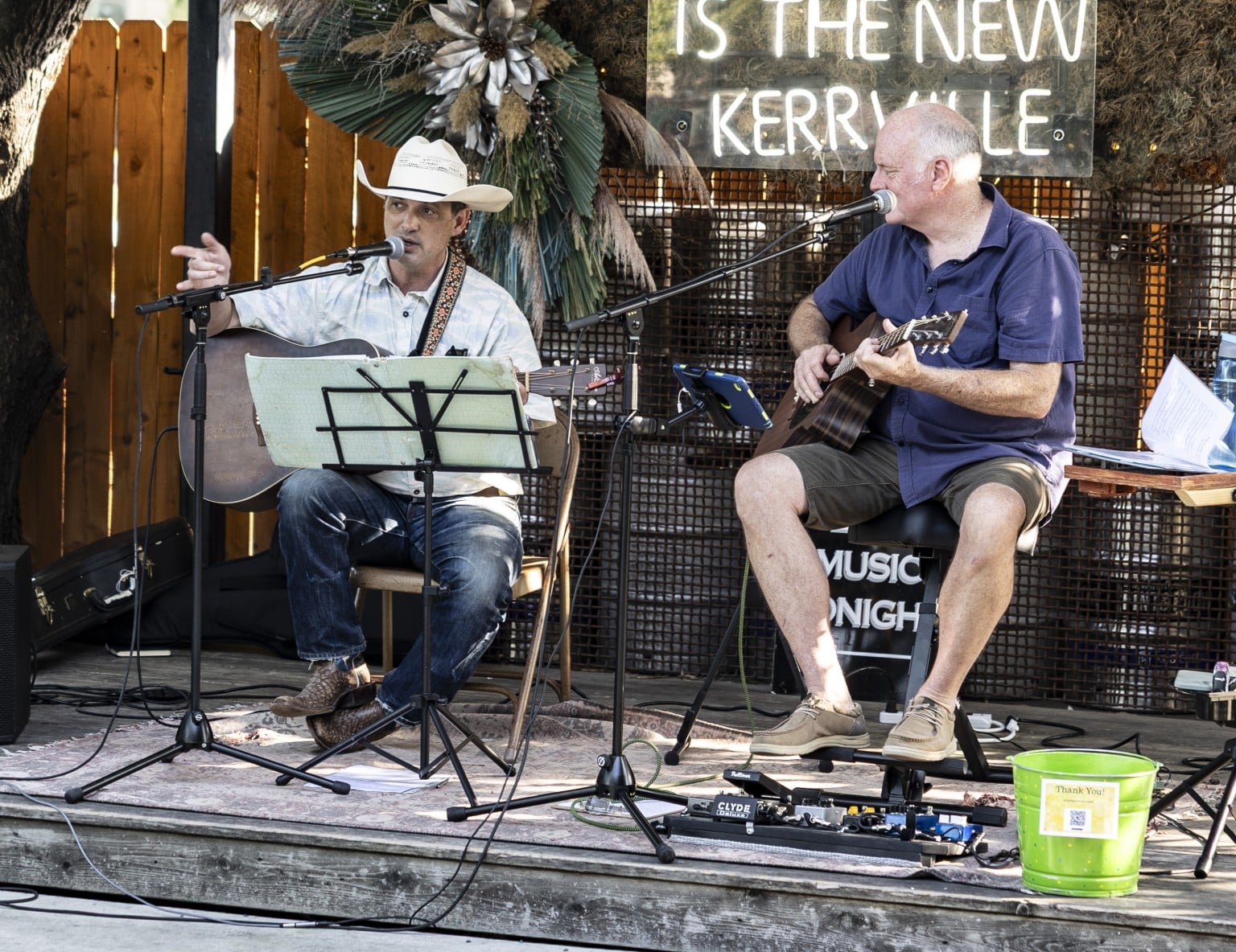 Photo gallery: Carter Blackburn and Bill Mahko at Pint and Plow – The ...