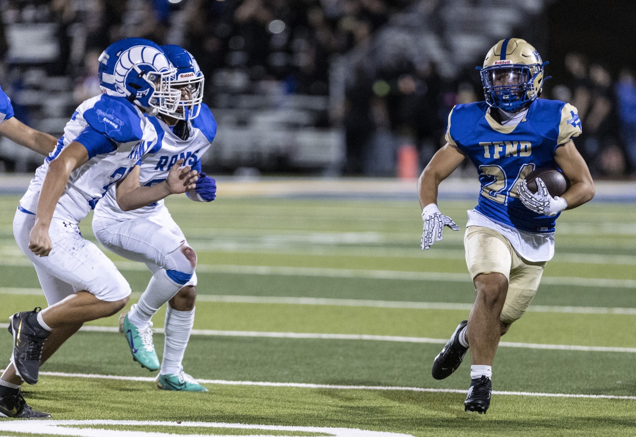 Tivy runs past Del Rio in emotional home opener to 2025 football season ...