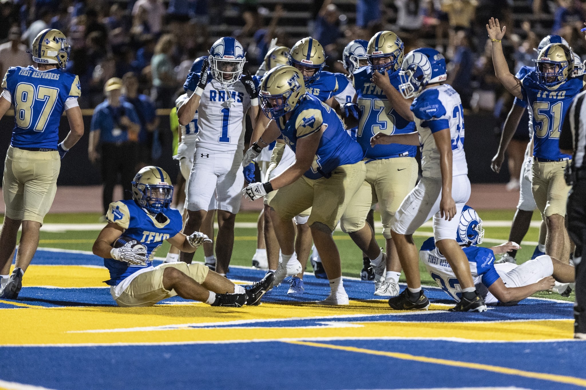 Tivy runs past Del Rio in emotional home opener to 2025 football season ...