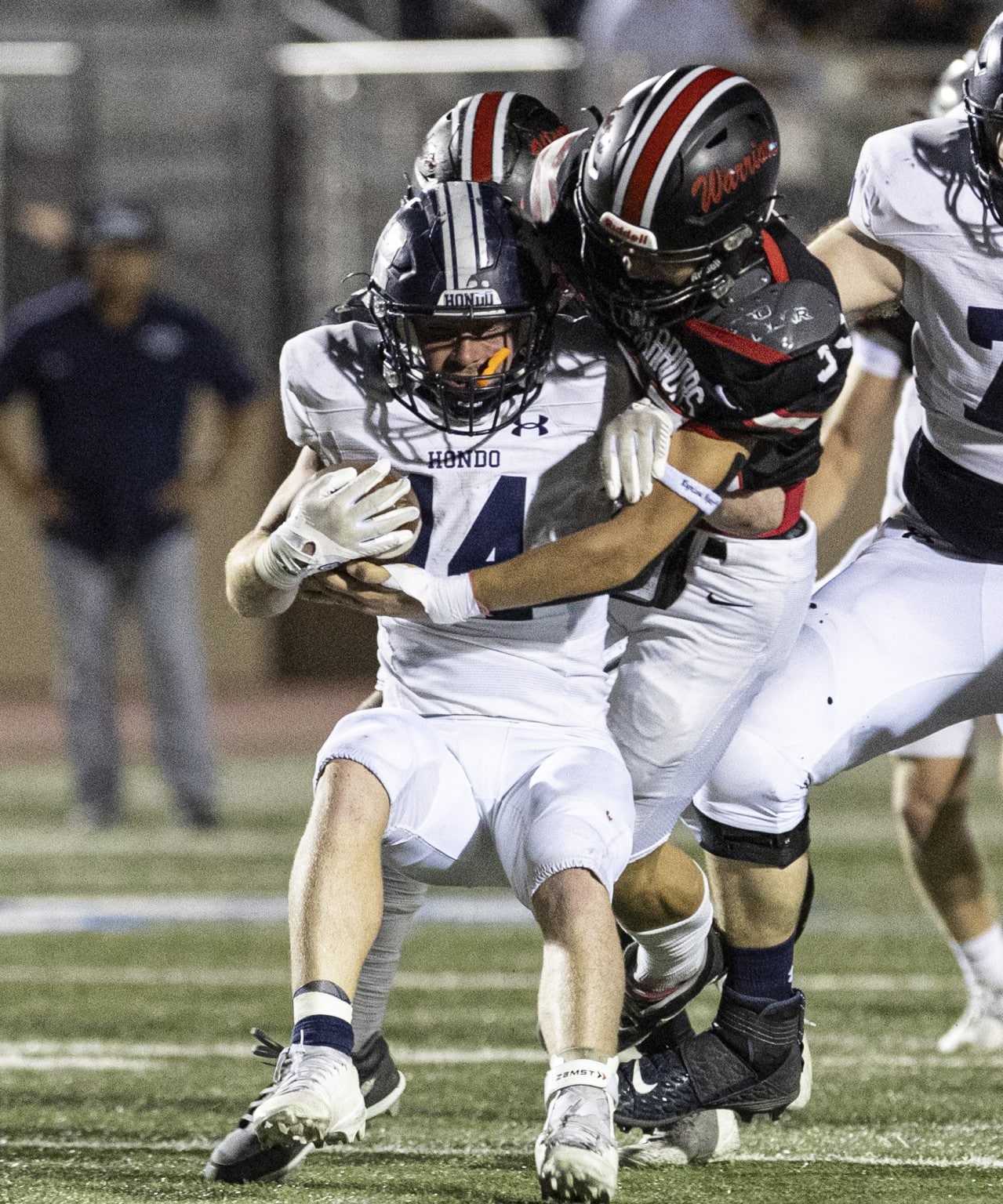 Ingram Tom Moore's defense comes to play; Warriors shock Hondo in UIL ...