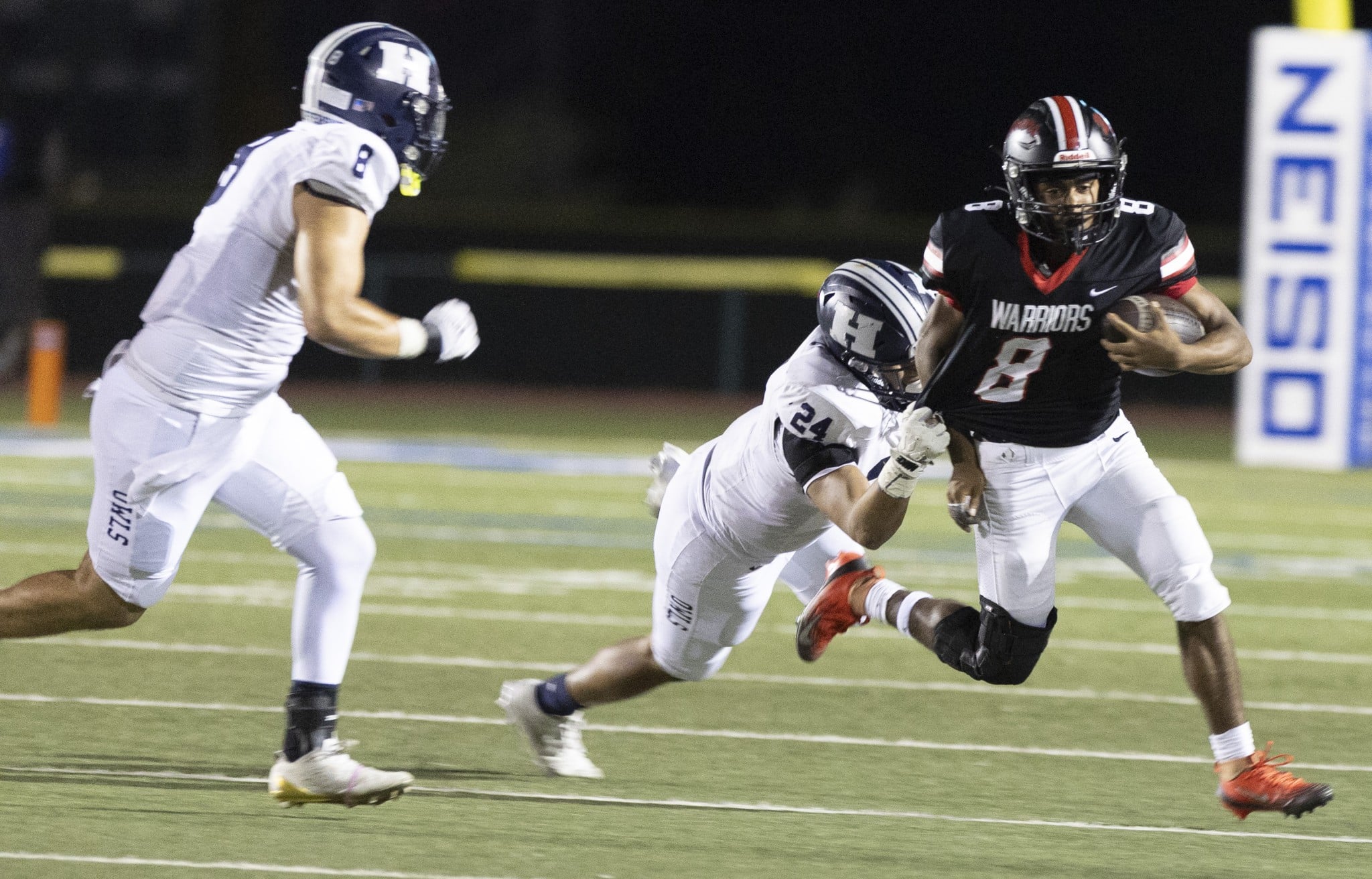 Ingram Tom Moore's defense comes to play; Warriors shock Hondo in UIL ...